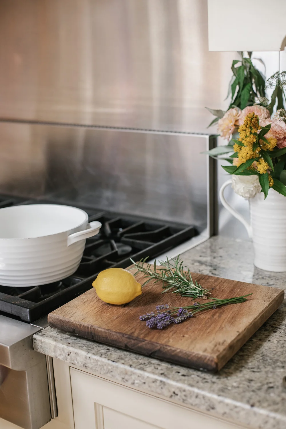 How to Make a Summer Simmer Pot — The Purposeful You · Garden ...