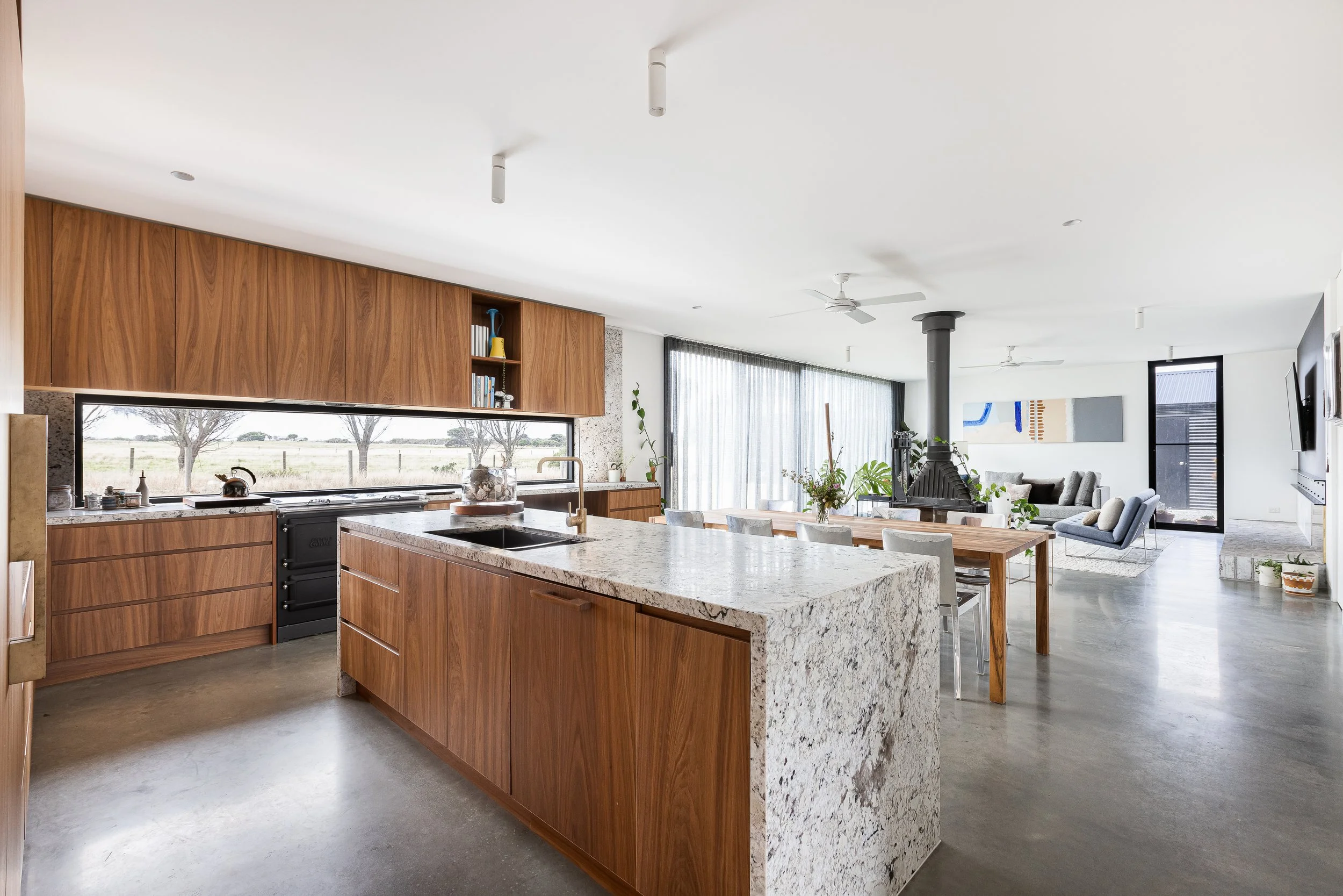 Open Plan Living in Custom Homes: Harris Build Expert Guide — Harris Build