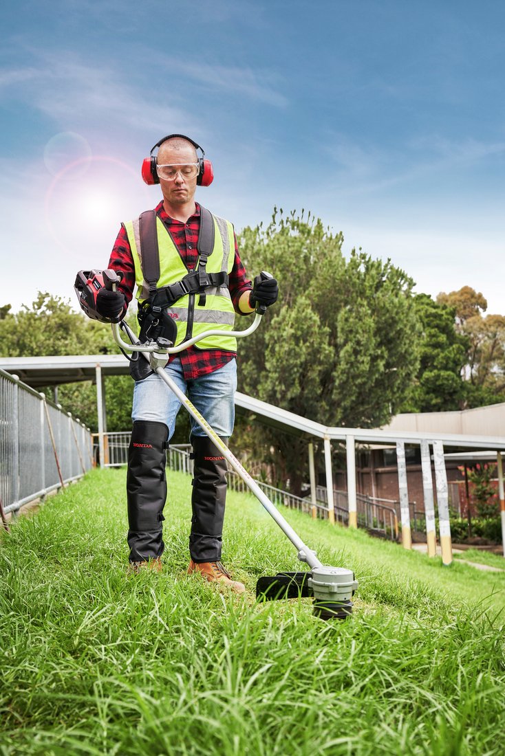 Victa 18V Lithium-Ion Line Trimmer-Line trimmer battery powered- — JC ...