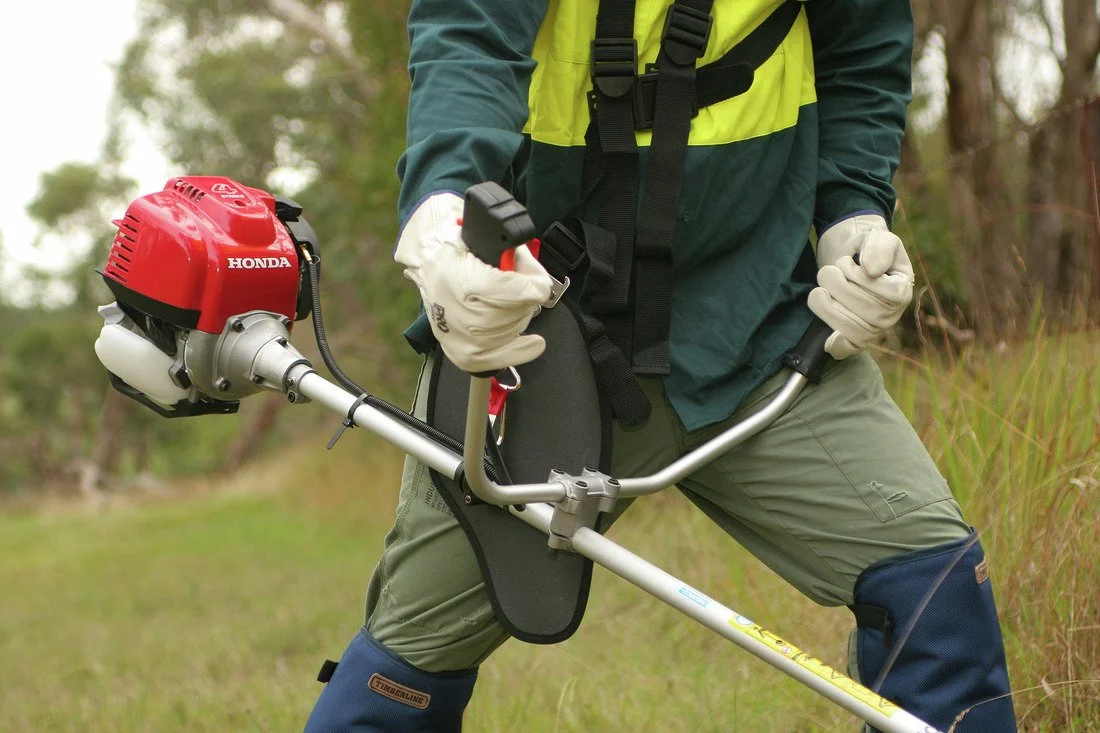 Honda 25cc Loop Handle Straight Shaft Brushcutter UMK425ULTUT — JC ...