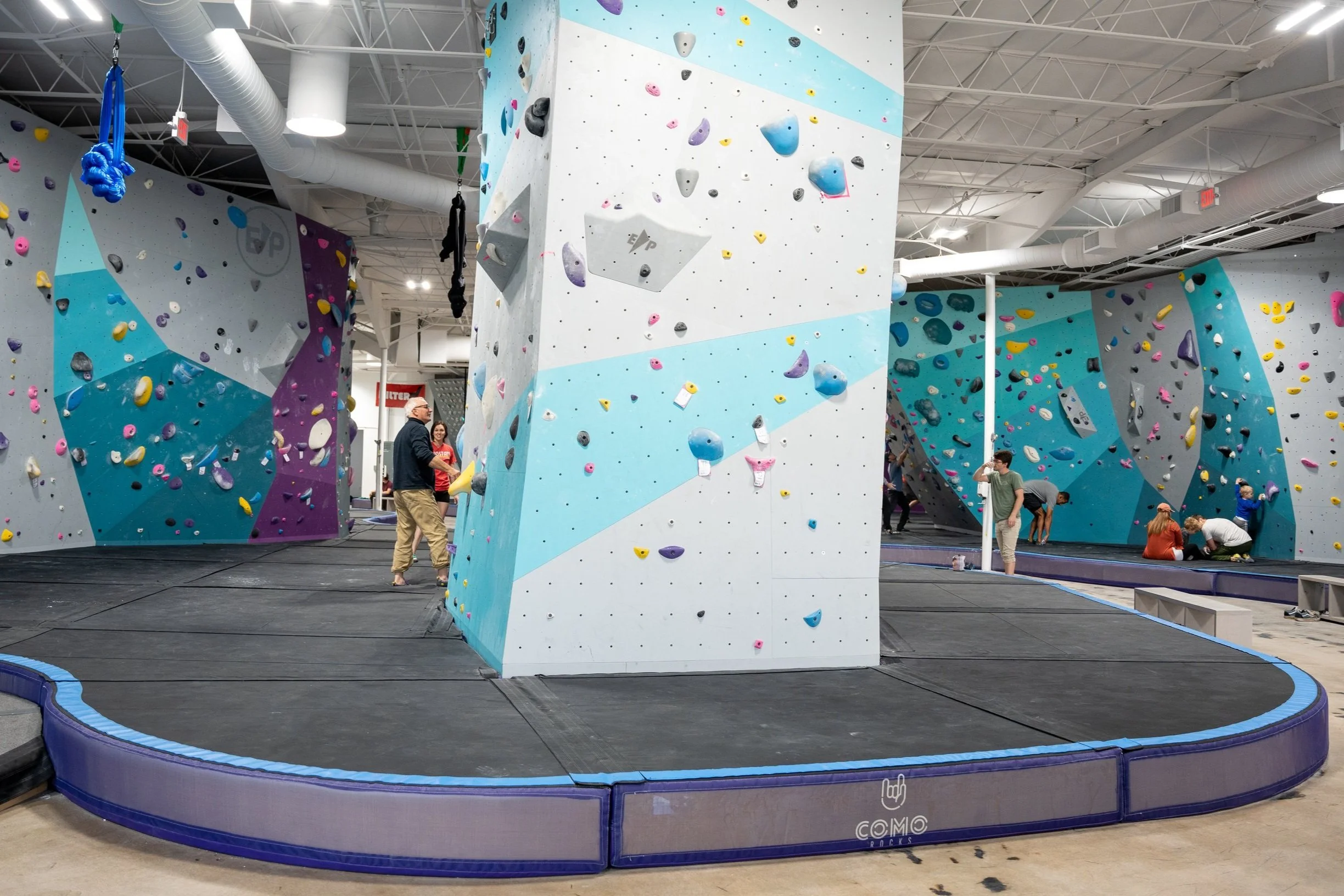 Como Rocks - Columbia's Community Climbing Gym
