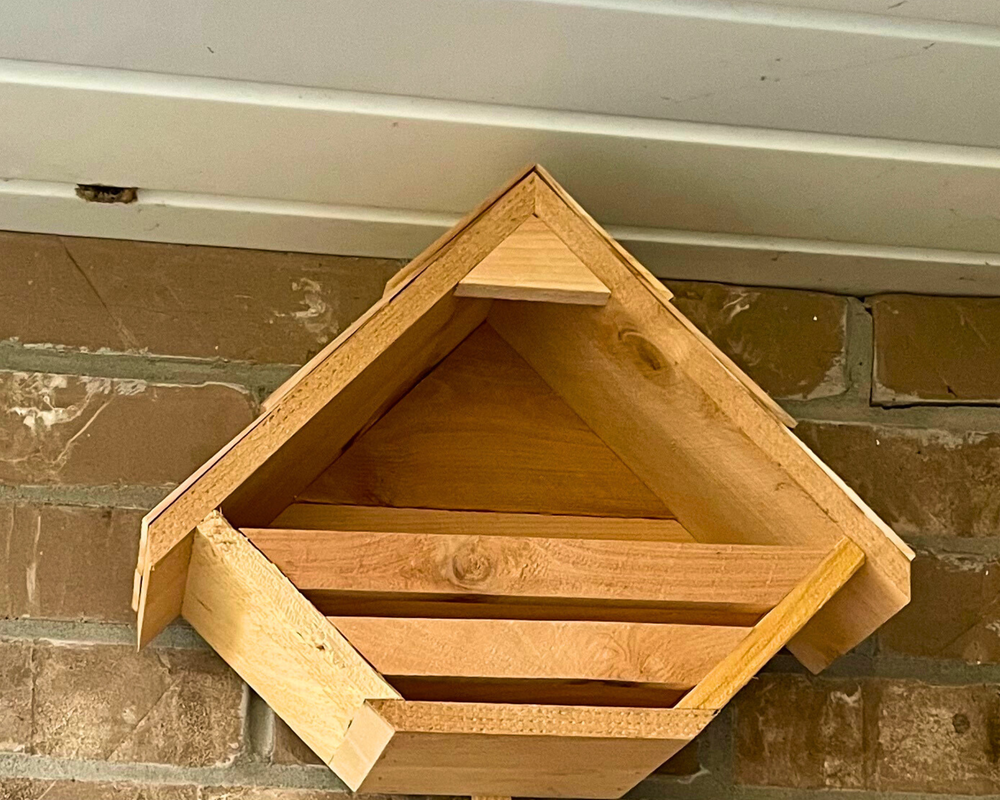 Timber Frame Style, Fly through Bird Feeder with 3 roof design options ...