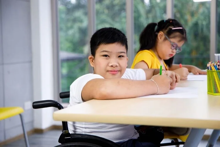 Words Hurt: Verbal Bullying Definition, Effects, and Prevention ...