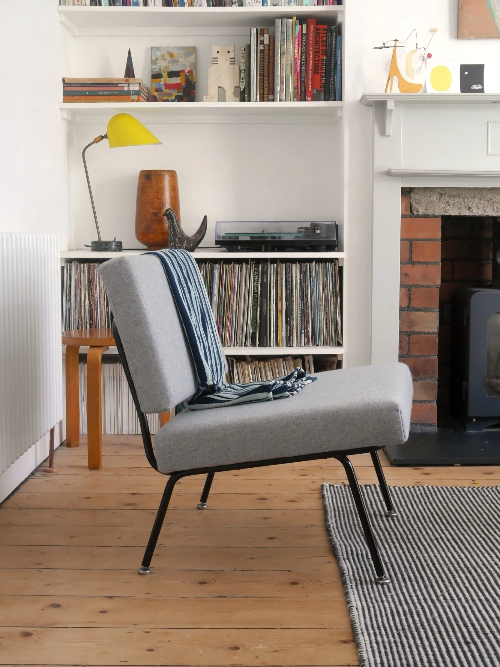 Florence Knoll model 31 chairs — Modern Room