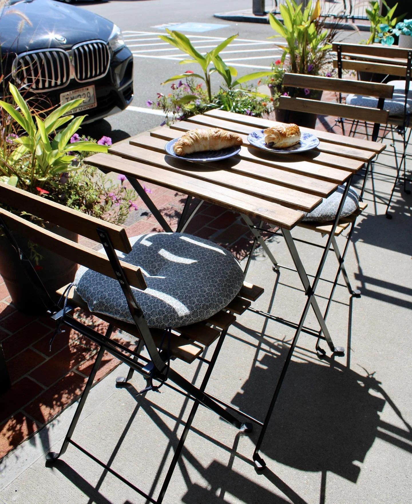 Menu + In Store Offerings — MOZZ