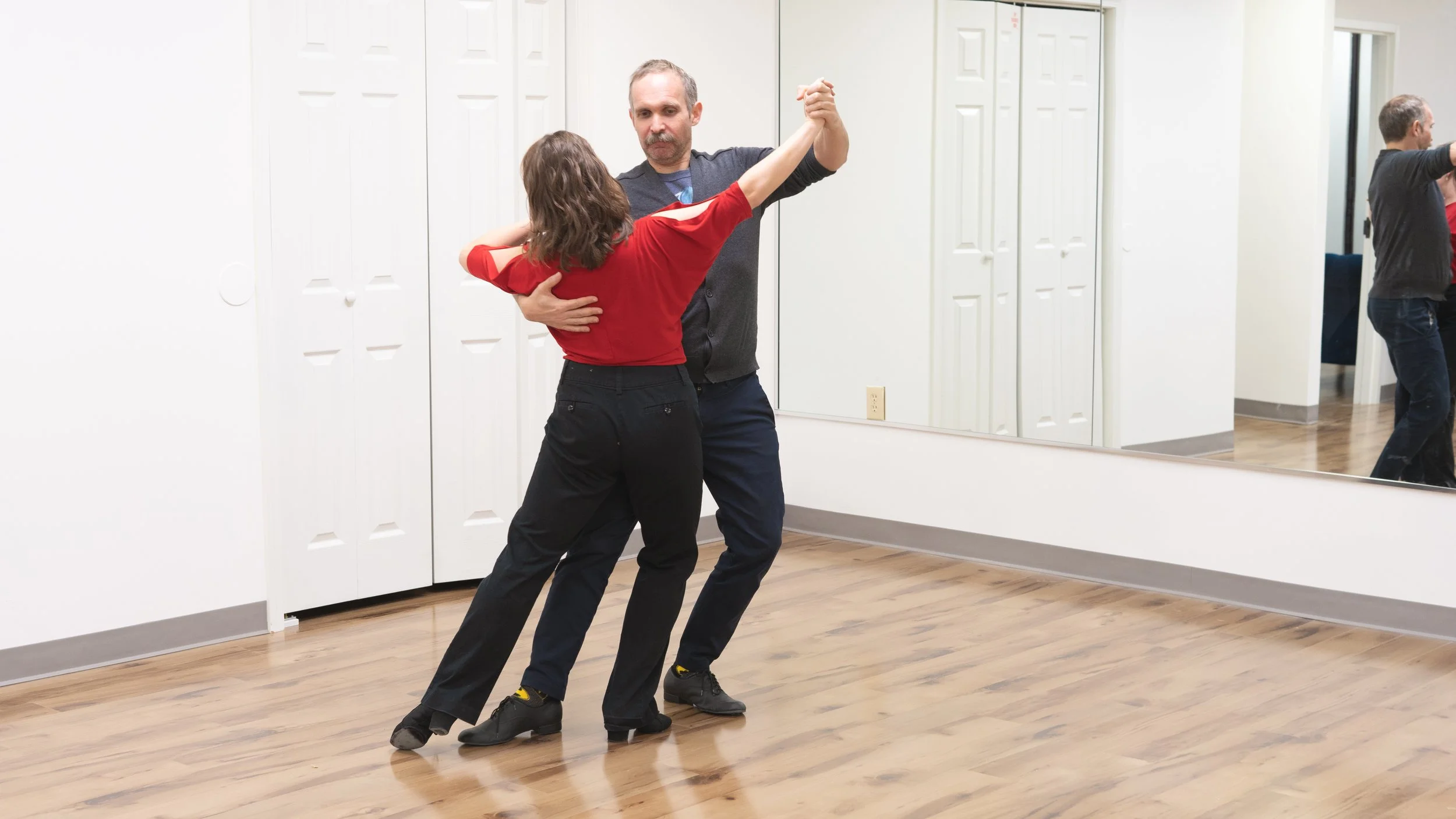 Group Dance Lessons Atlanta — Get Up And Dance Studio