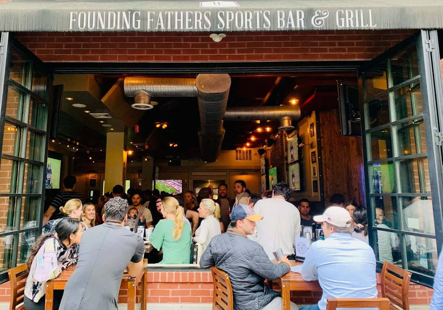 Employment — Founding Fathers Philadelphia Sports Bar Restaurant