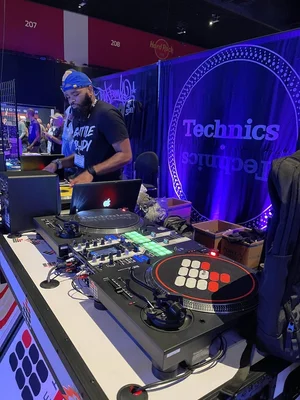 Exhibit at DJX — DJX Show