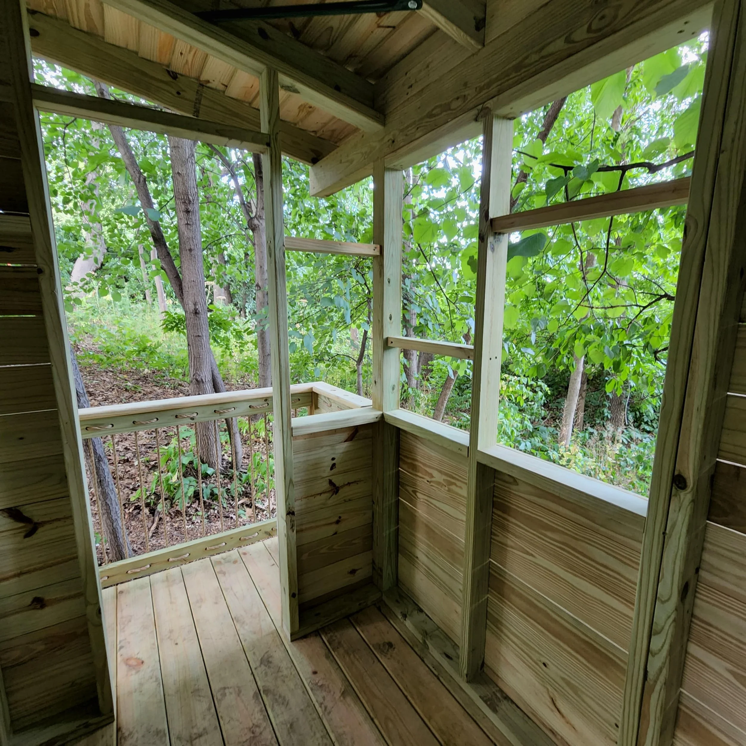 forest-hideaway-crafting-custom-play-structures-at-fortz