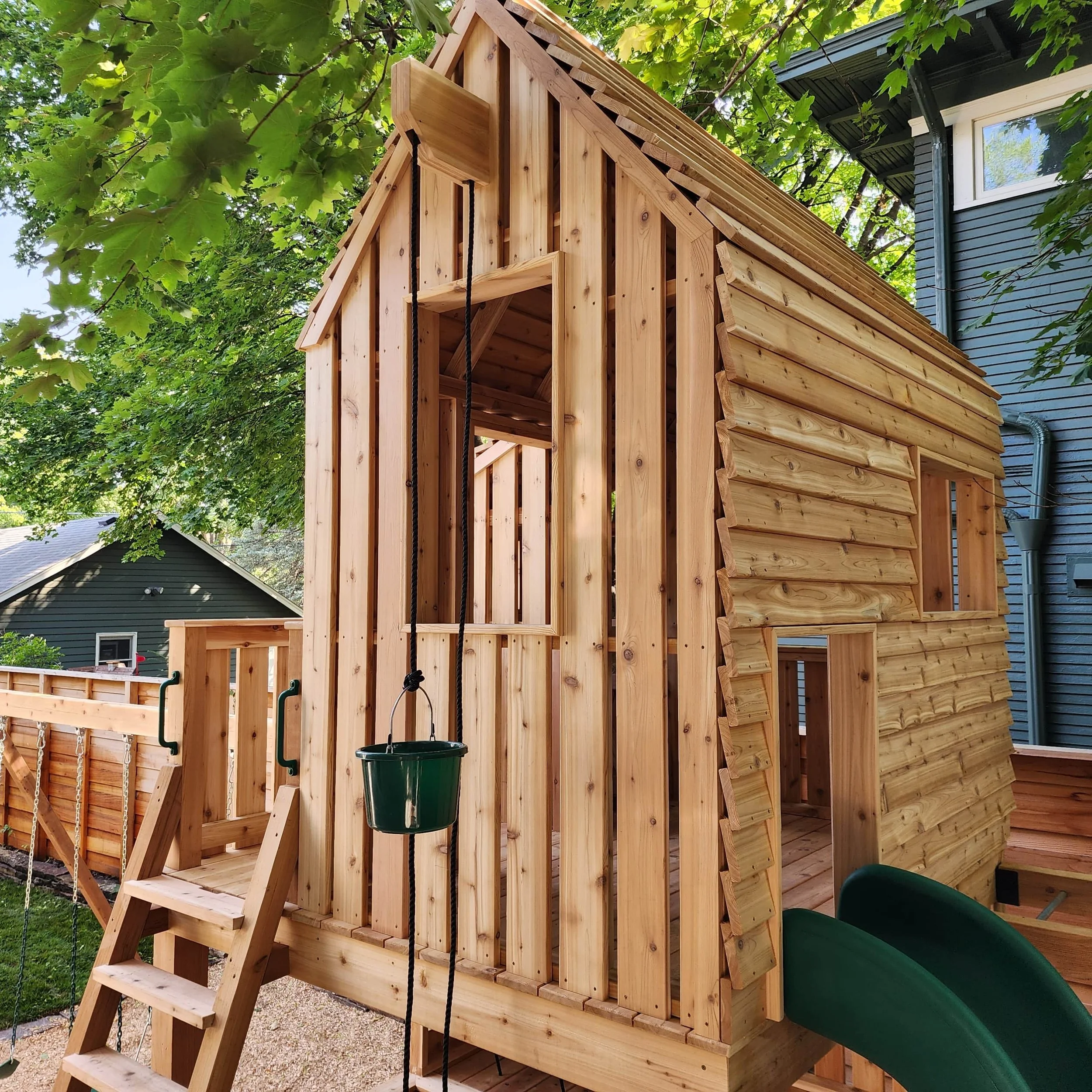 Summit Hill Fort - Crafting Custom Play Structures at Fortz