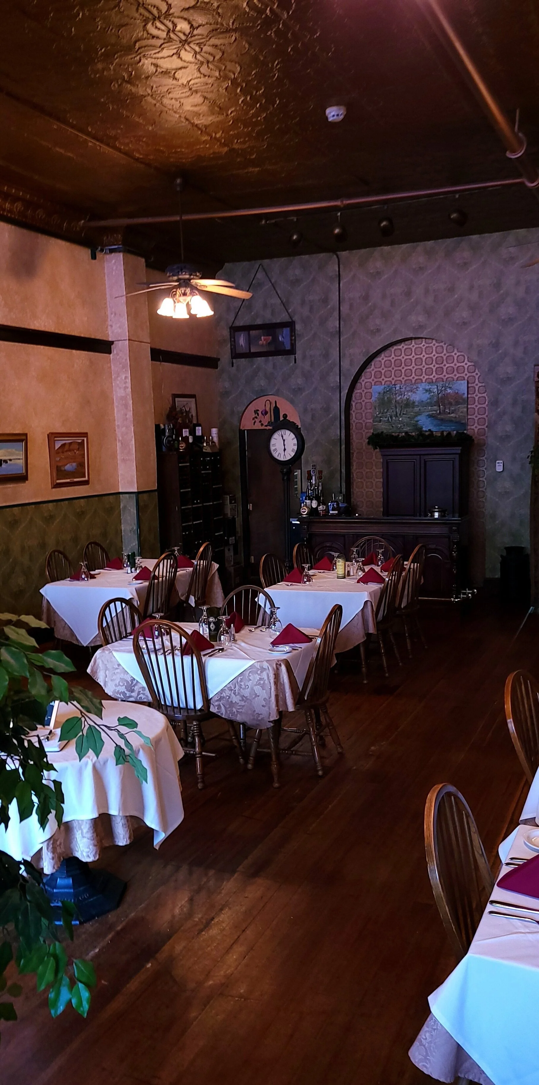 The Virginian Restaurant — The Historic Occidental Hotel