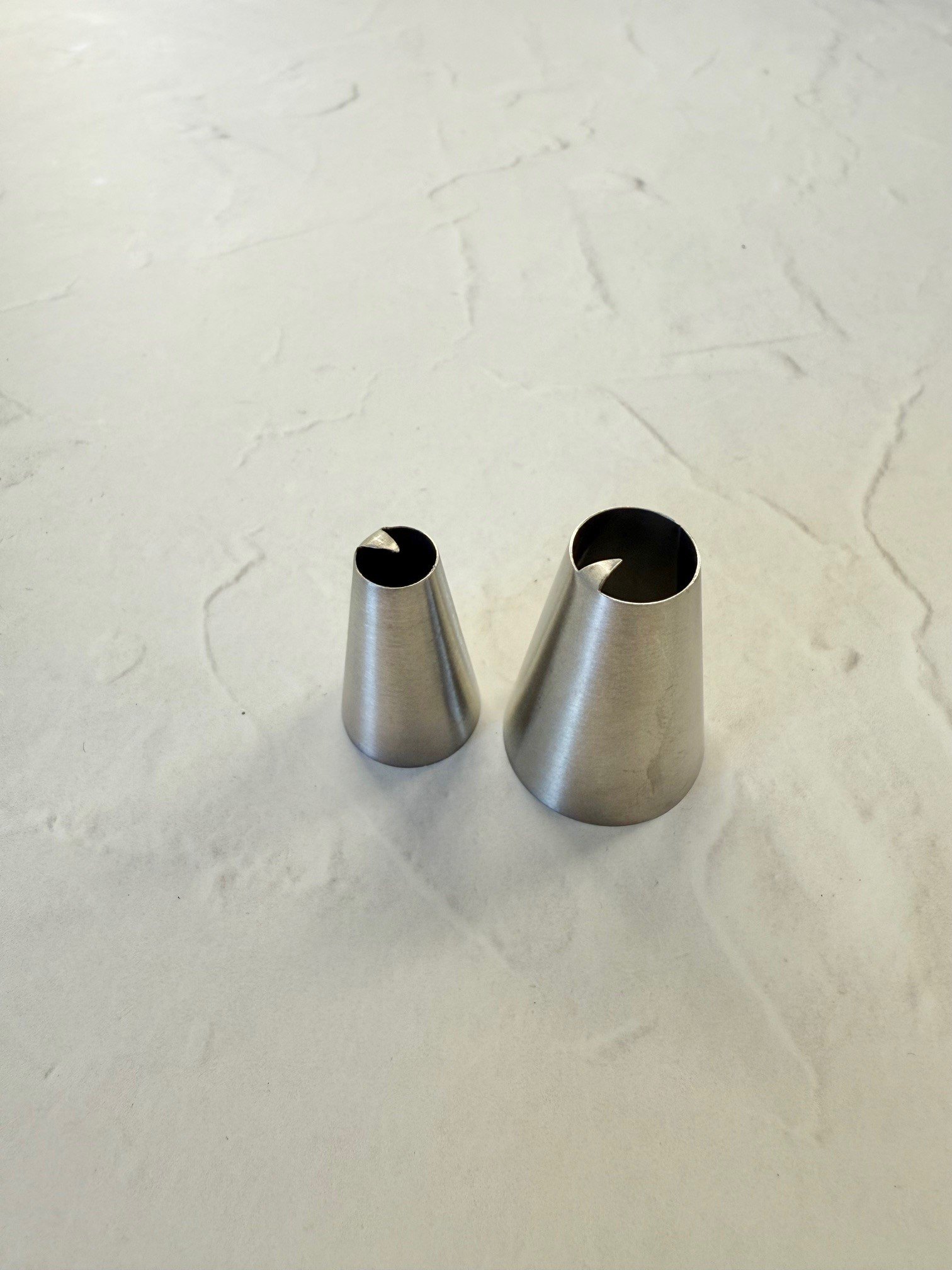182 Piping Tip — Bouquet Cakes