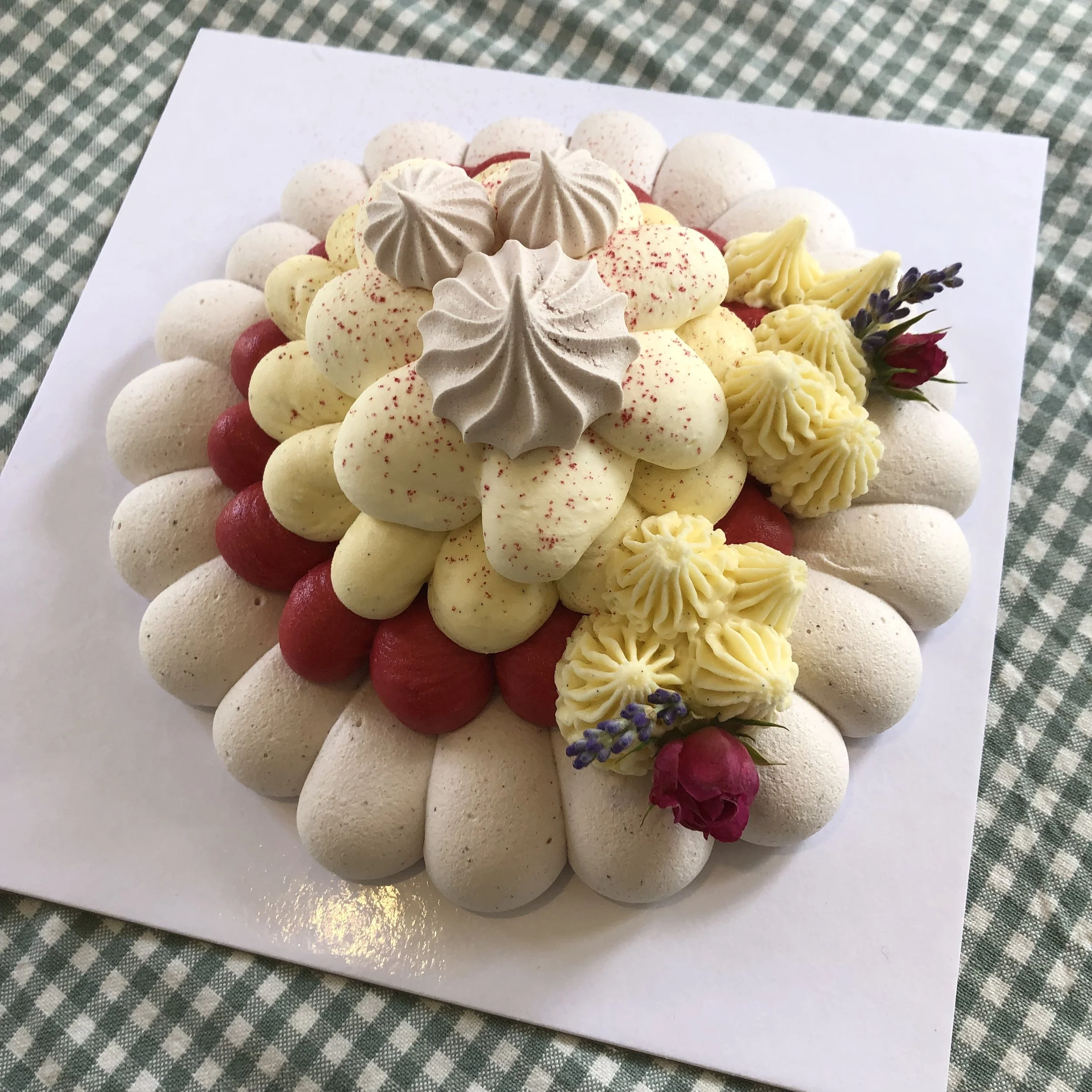 Pâtisserie glacée - sur mesure — The Flavor of Happiness