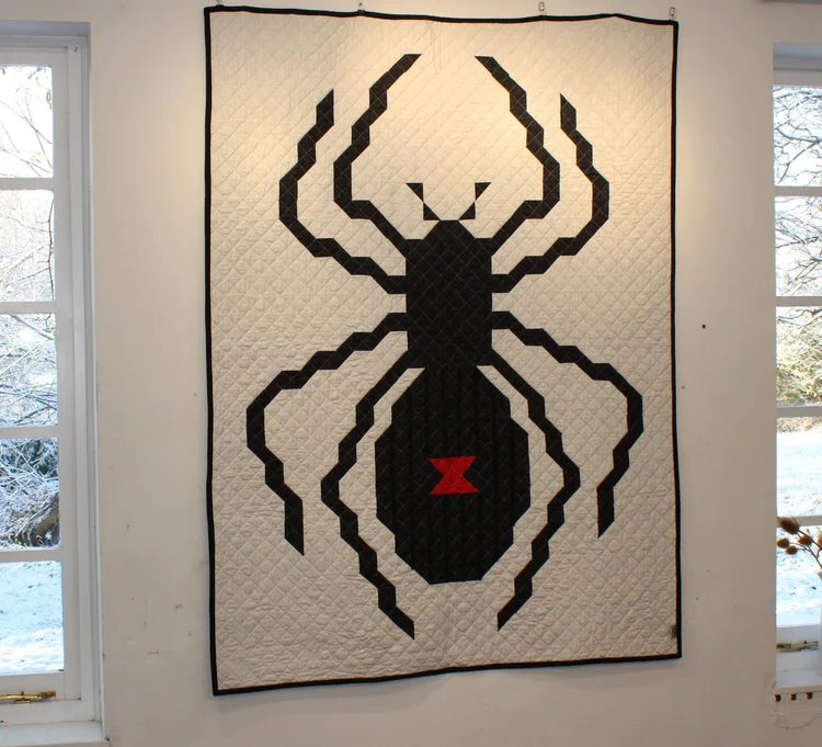 Spider Quilt Pattern - Halloween Quilt Pattern — Rope and Anchor ...