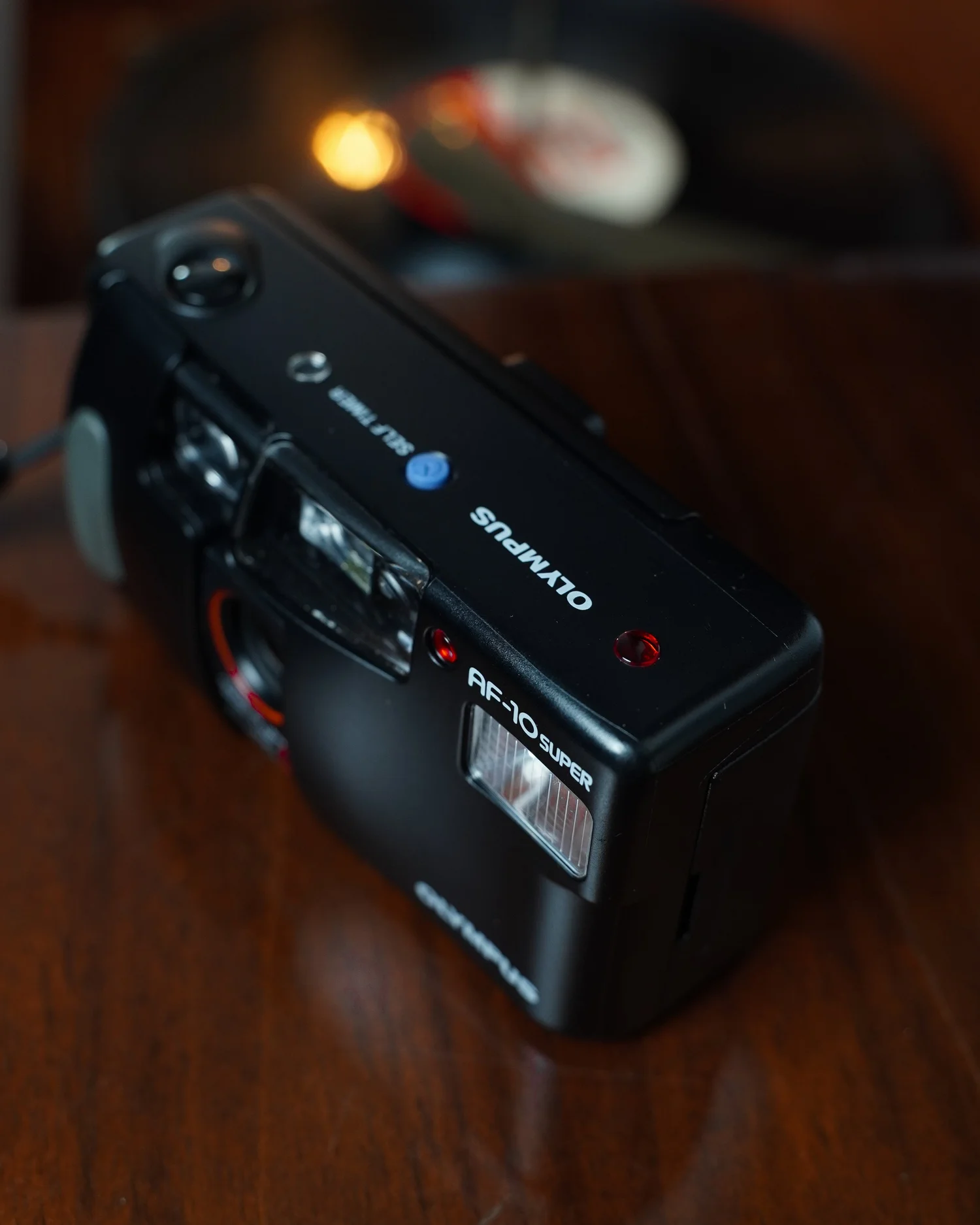 Analog film cameras shipping worldwide from Germany — Analogthriftshop