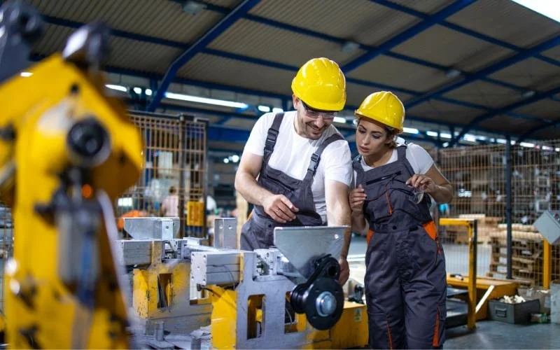 Industrial Engineering & Manufacturing Services | NovaTech