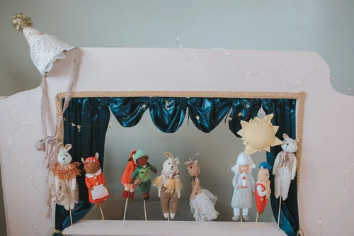 DIY Puppet Theatre — Em Hales Home