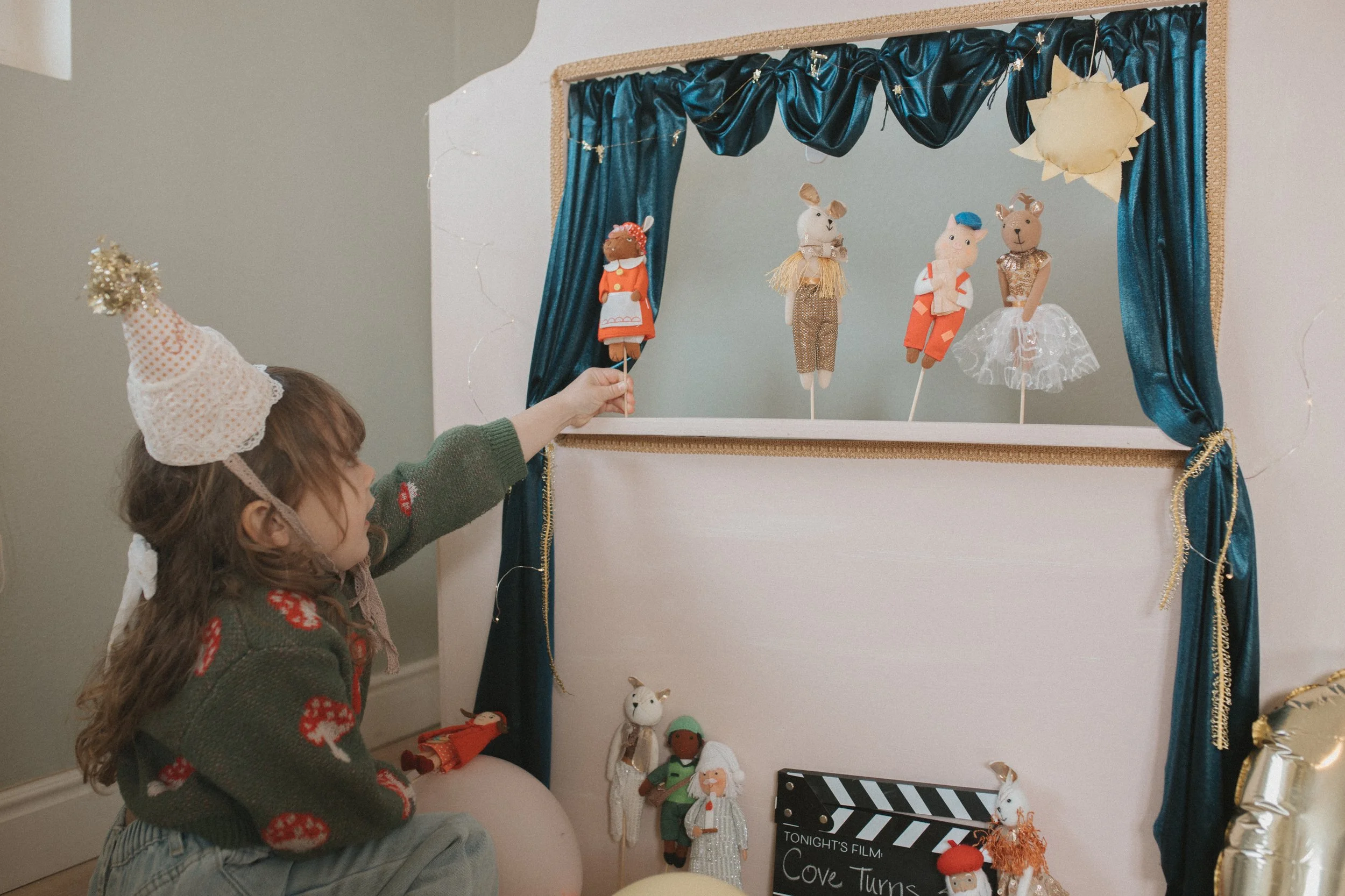 DIY Puppet Theatre — Em Hales Home