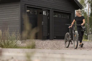Slagport – Måttanpassad Garageport – Trä — Edsbyporten