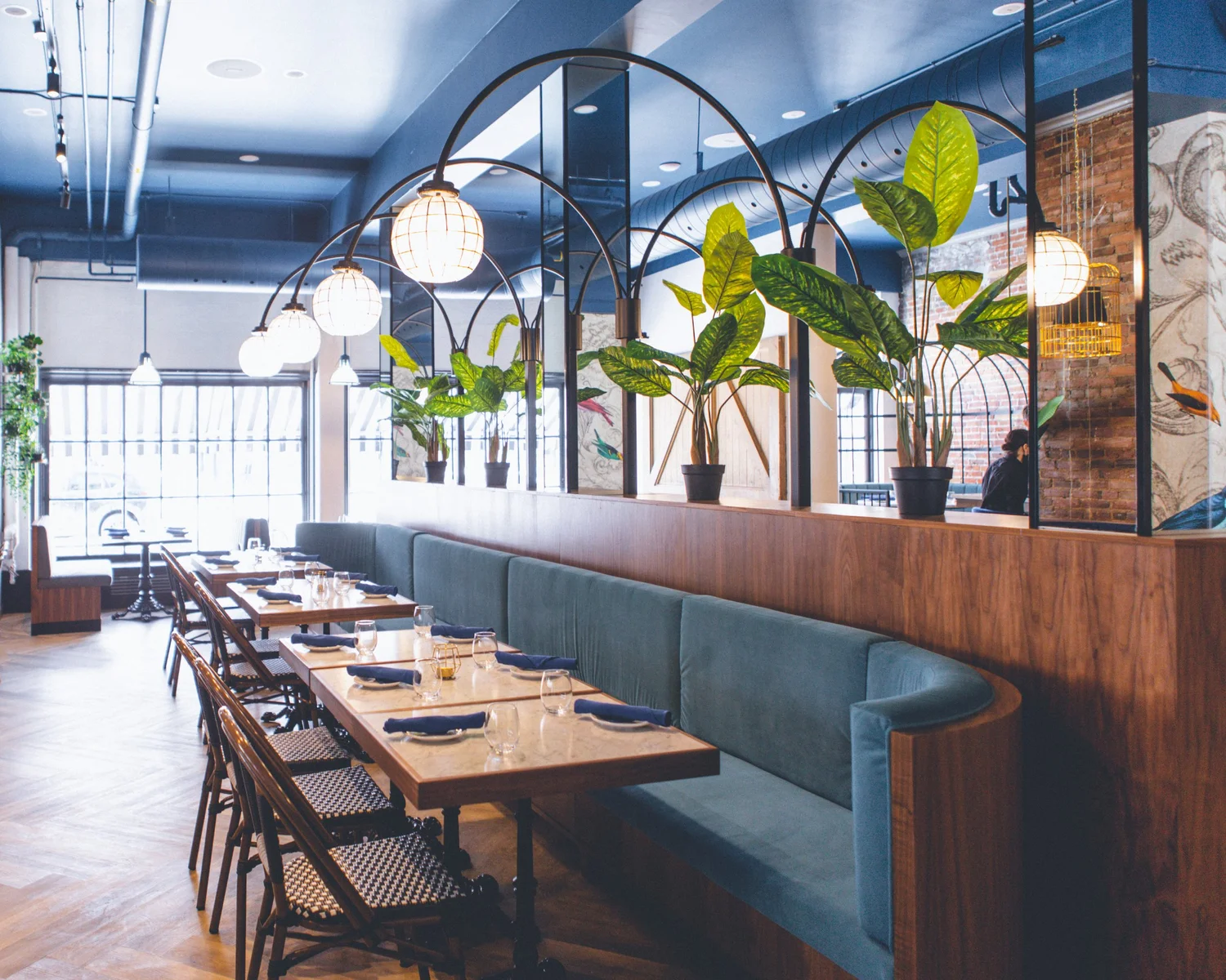 Modern Dining & Cocktails | Starling Restaurant | ByWard Market, Ottawa