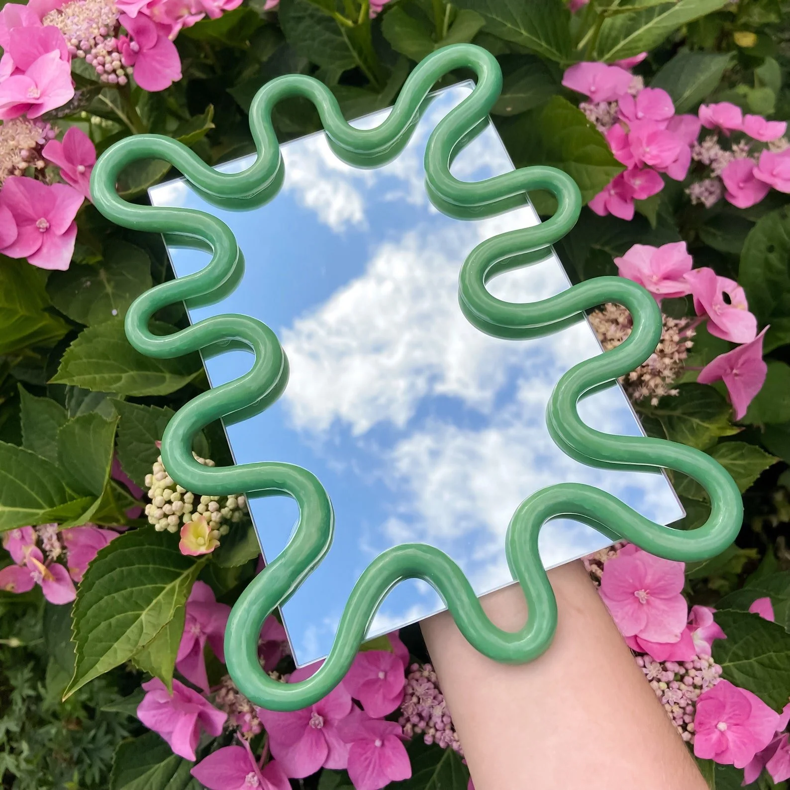 12 beautiful wavy mirrors — new lullabies 🌙