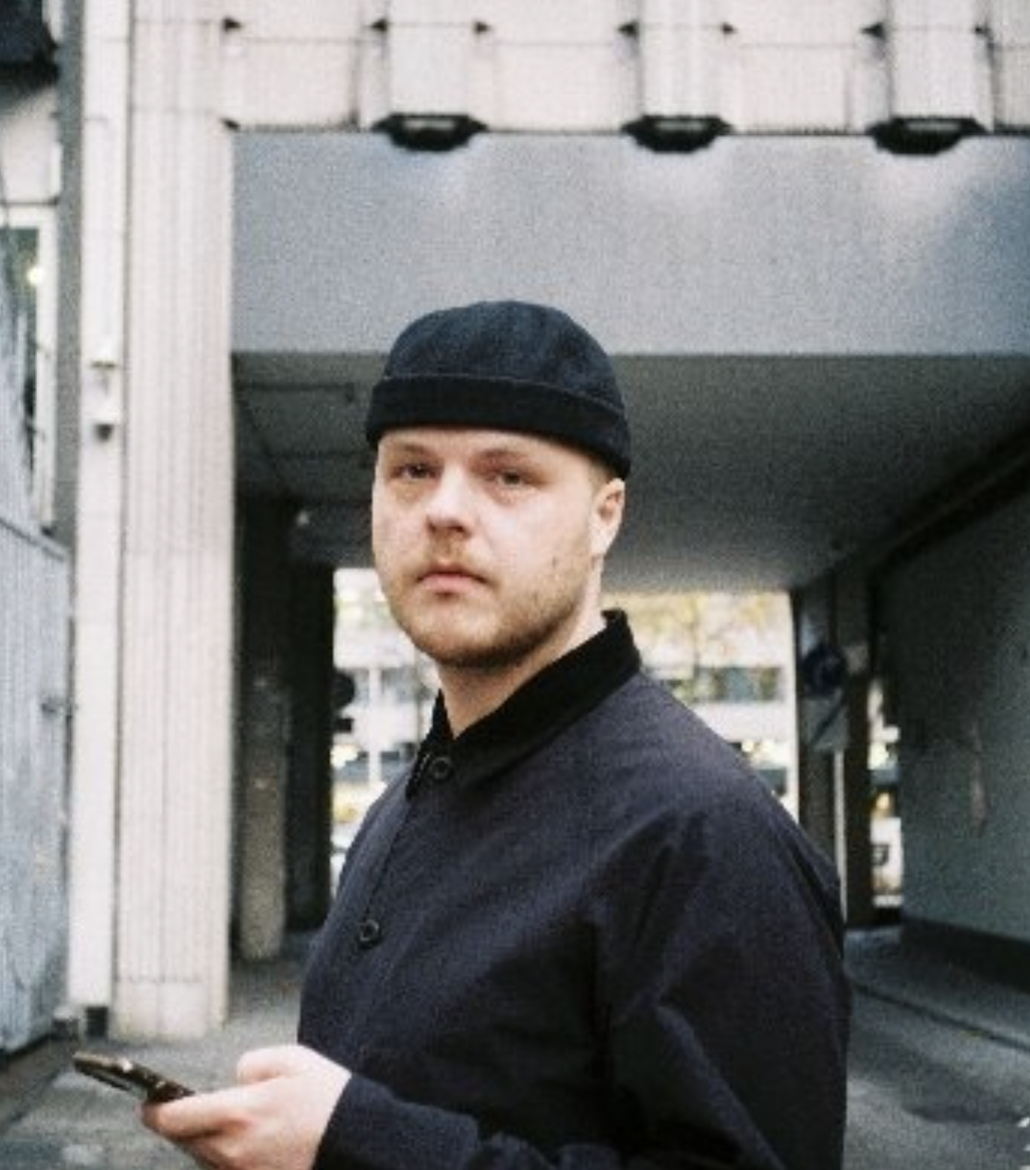 Artists — Bright Moments