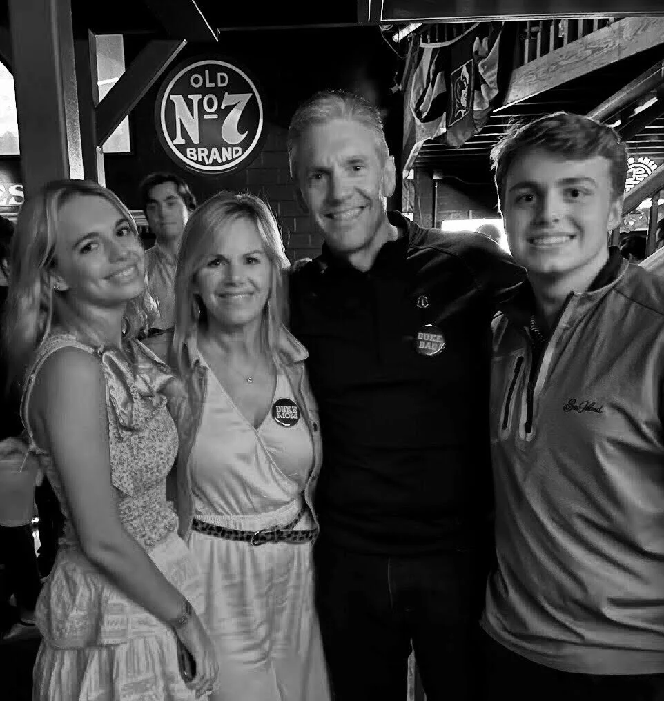 About — Gretchen Carlson