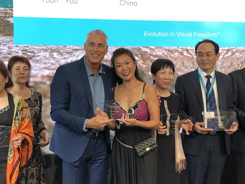 EvoICL晶体 — The Eyeclinic by Dr Cheryl Lee