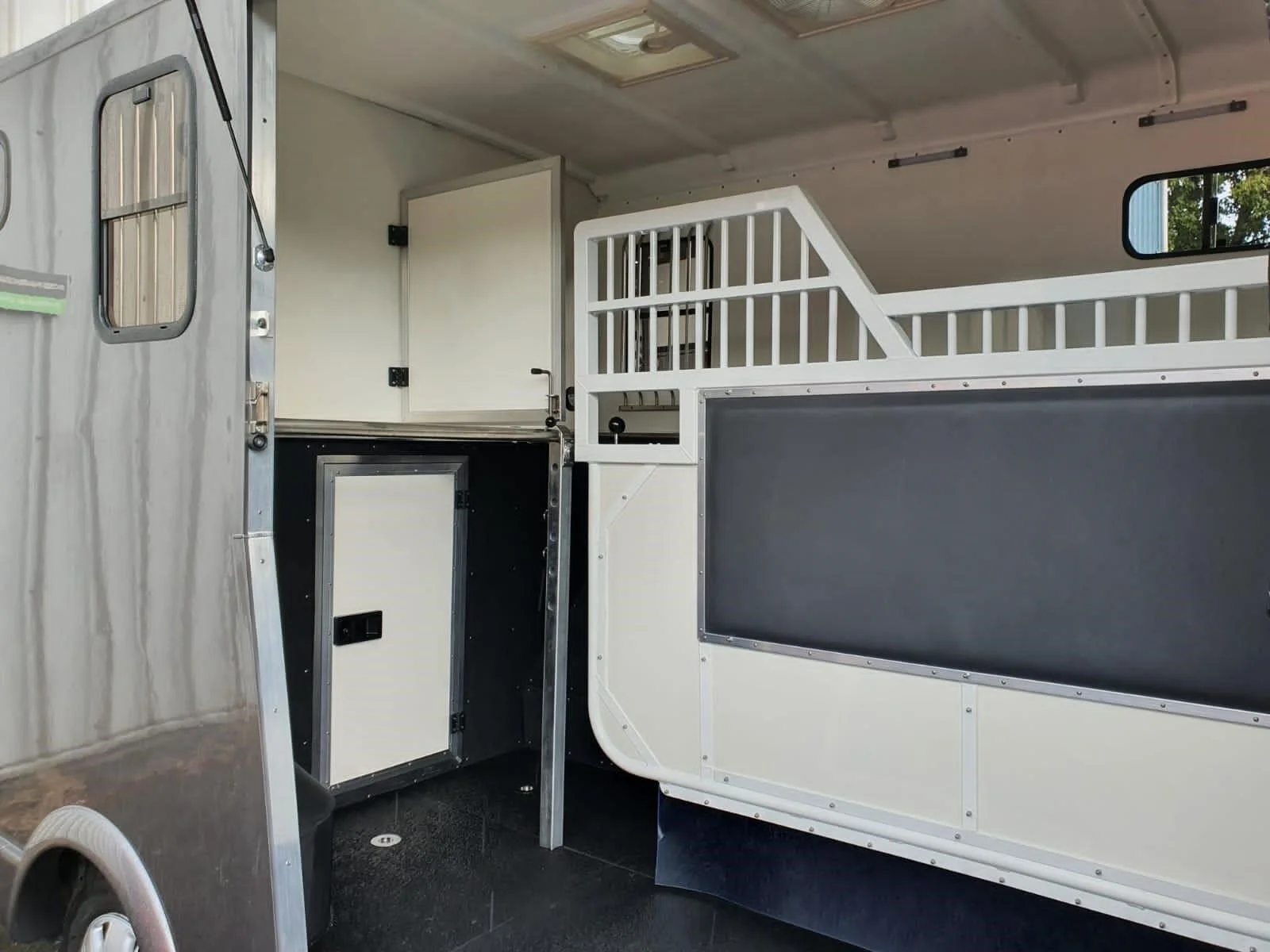 All Aboard Horsebox Hire LTD