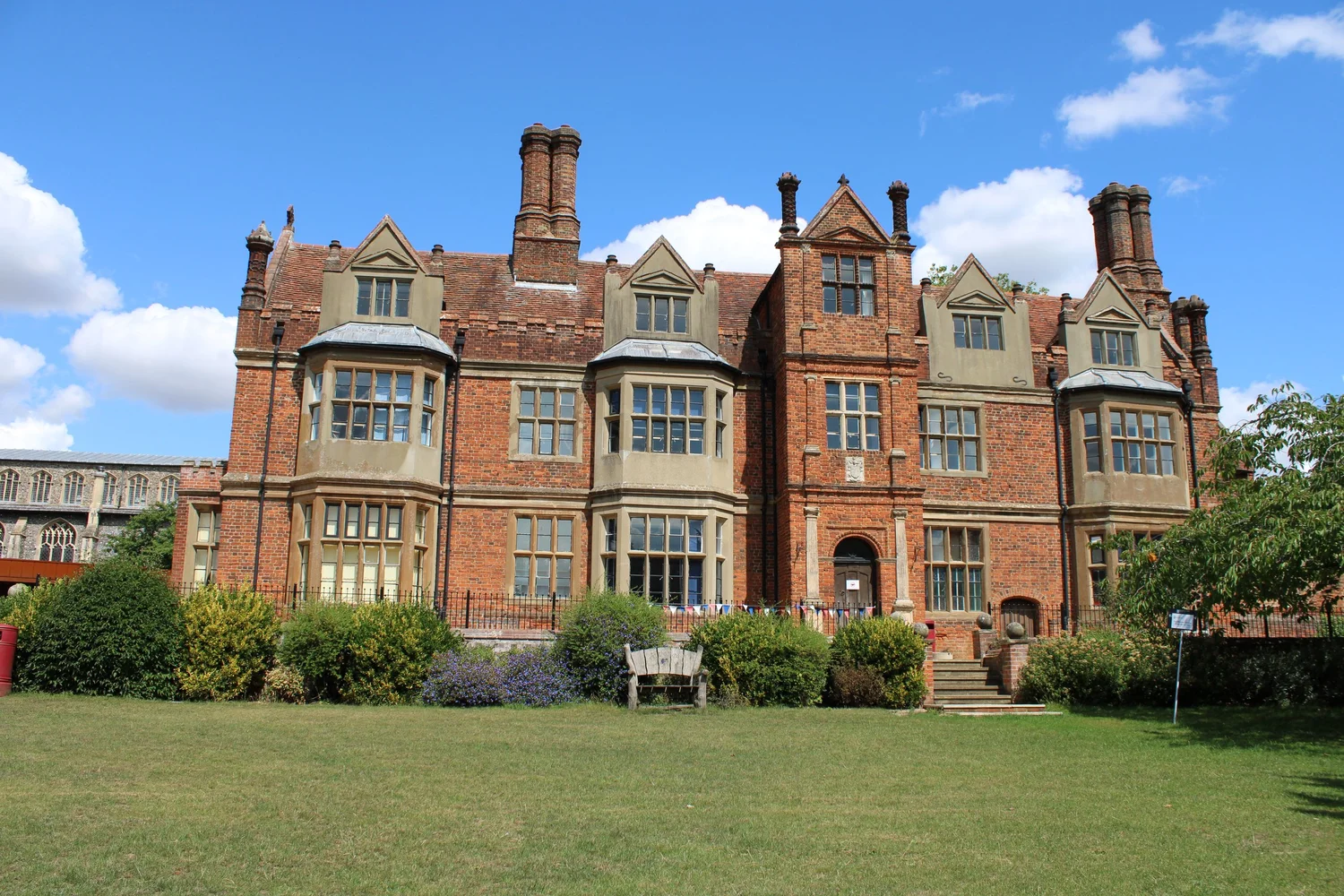 Seckford Foundation