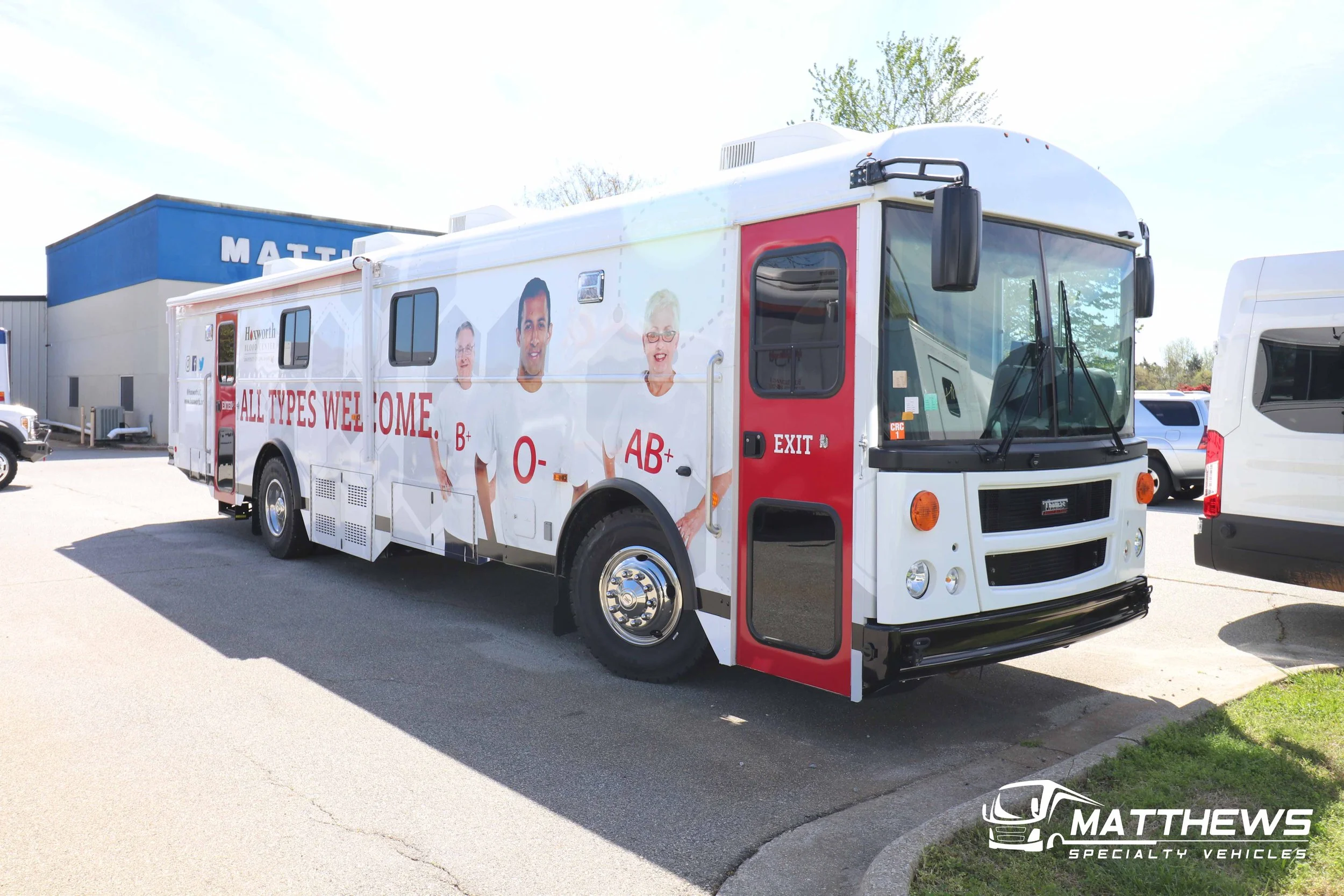 Bloodmobiles For Sale - Customized Mobile Blood Donation Vehicles ...