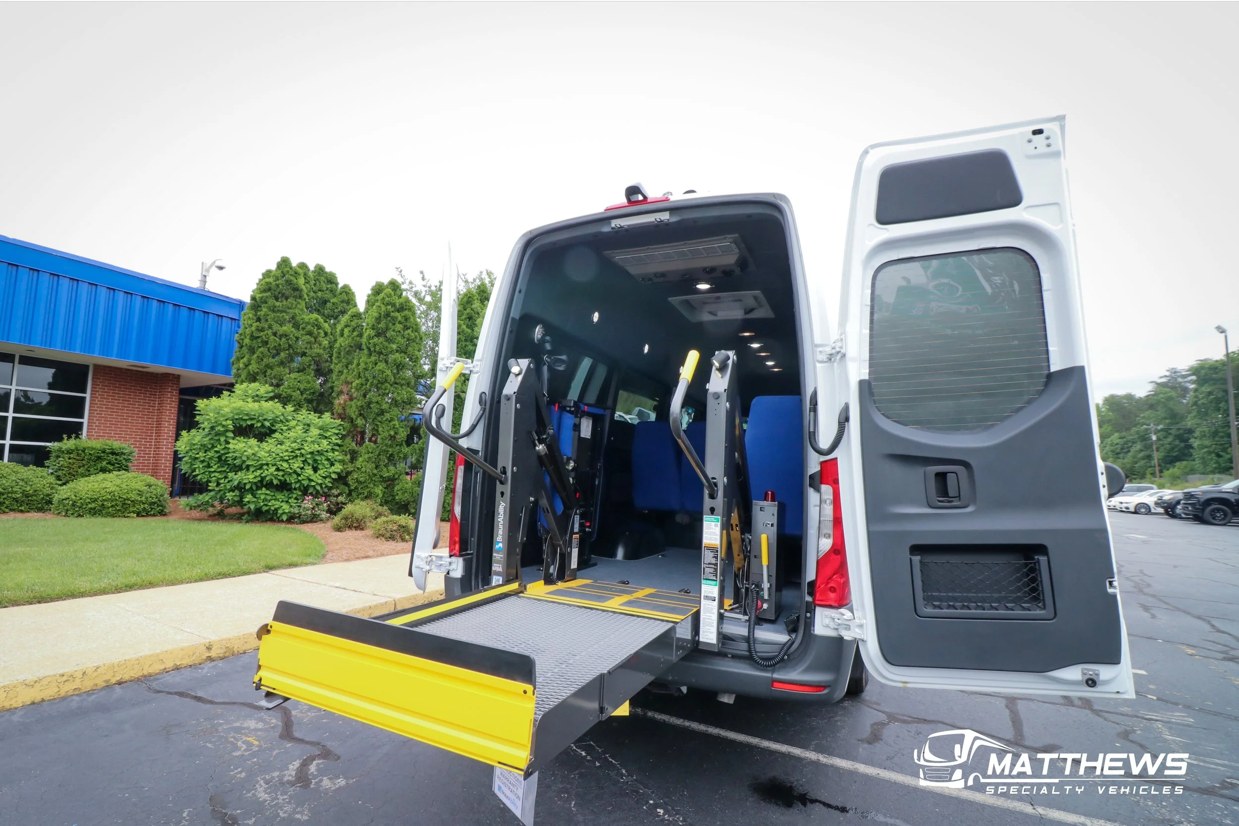 People Movers for Sale | Shuttle Vans for Your Organization — Matthews ...