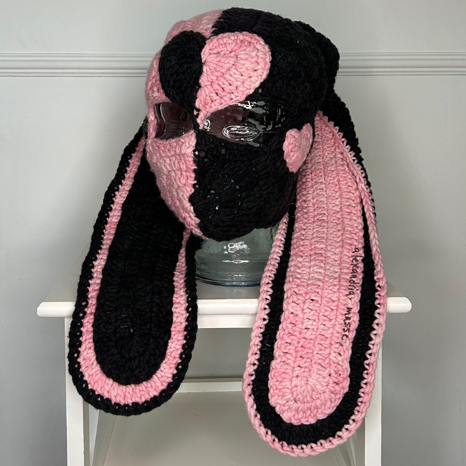 Ladybird backpack pillow CROCHET PATTERN PDF — Alexandria Masse