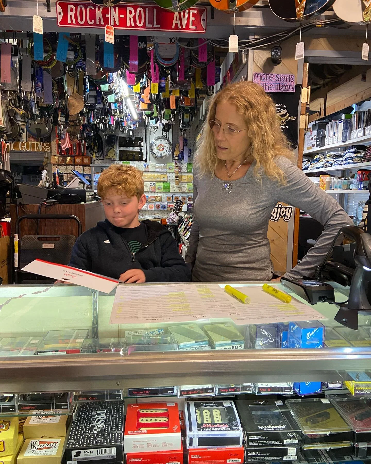 Lightning Joe's Guitar Heaven