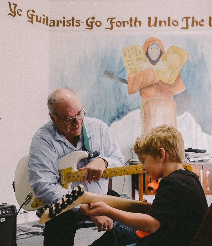 Lightning Joe's Guitar Heaven