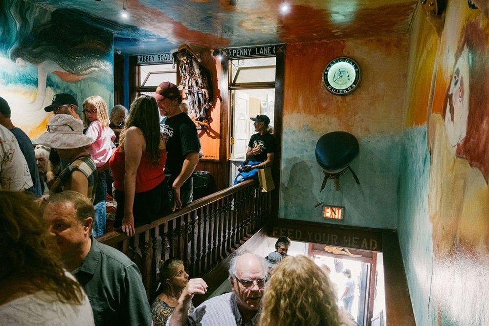 40th Anniversary Celebration — Lightning Joe's Guitar Heaven