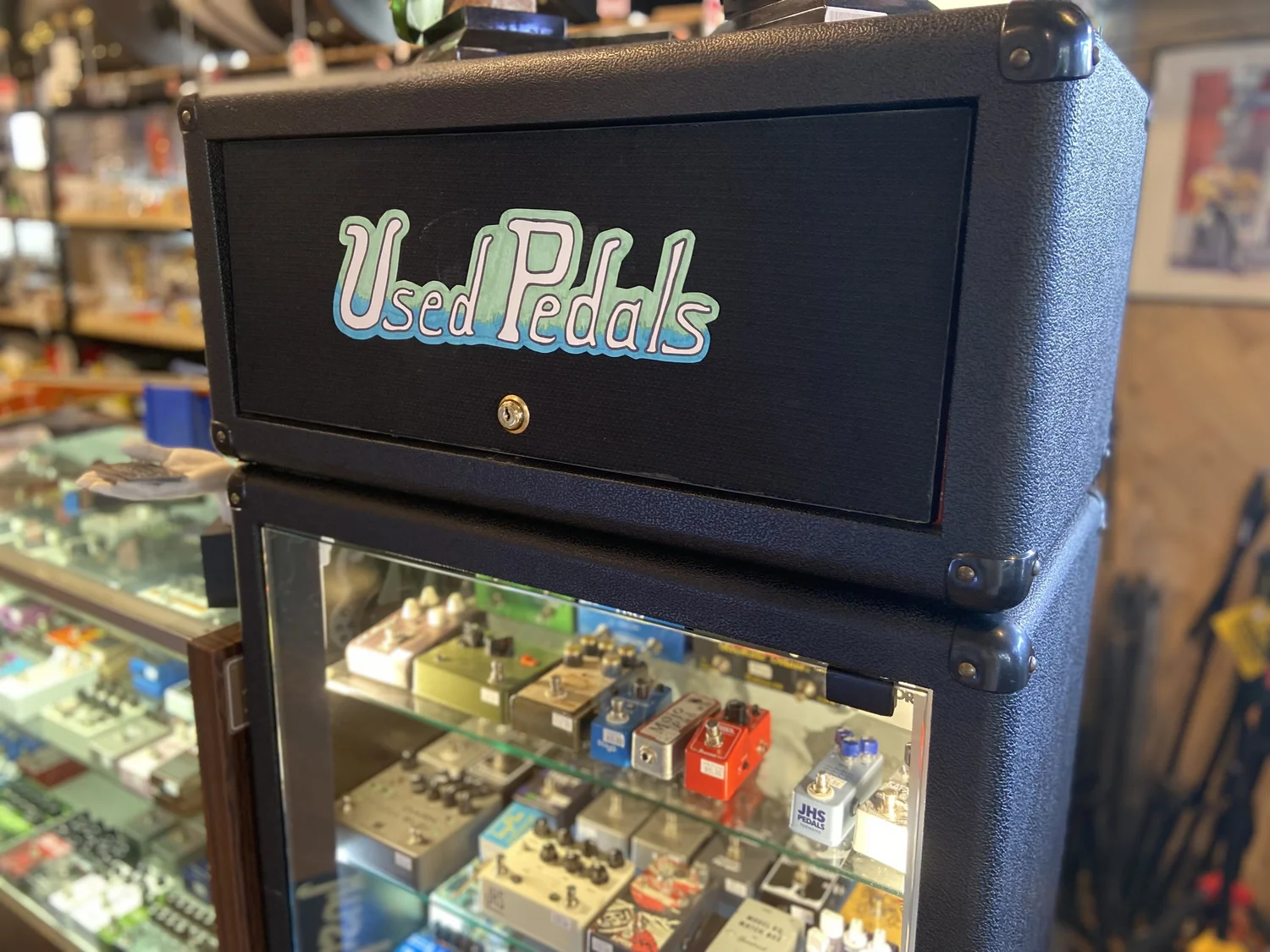 Used Effects Pedals — Lightning Joe's Guitar Heaven