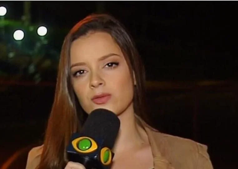 Brazil: Reporter Laura França Had Temporary Hearing Loss While ...