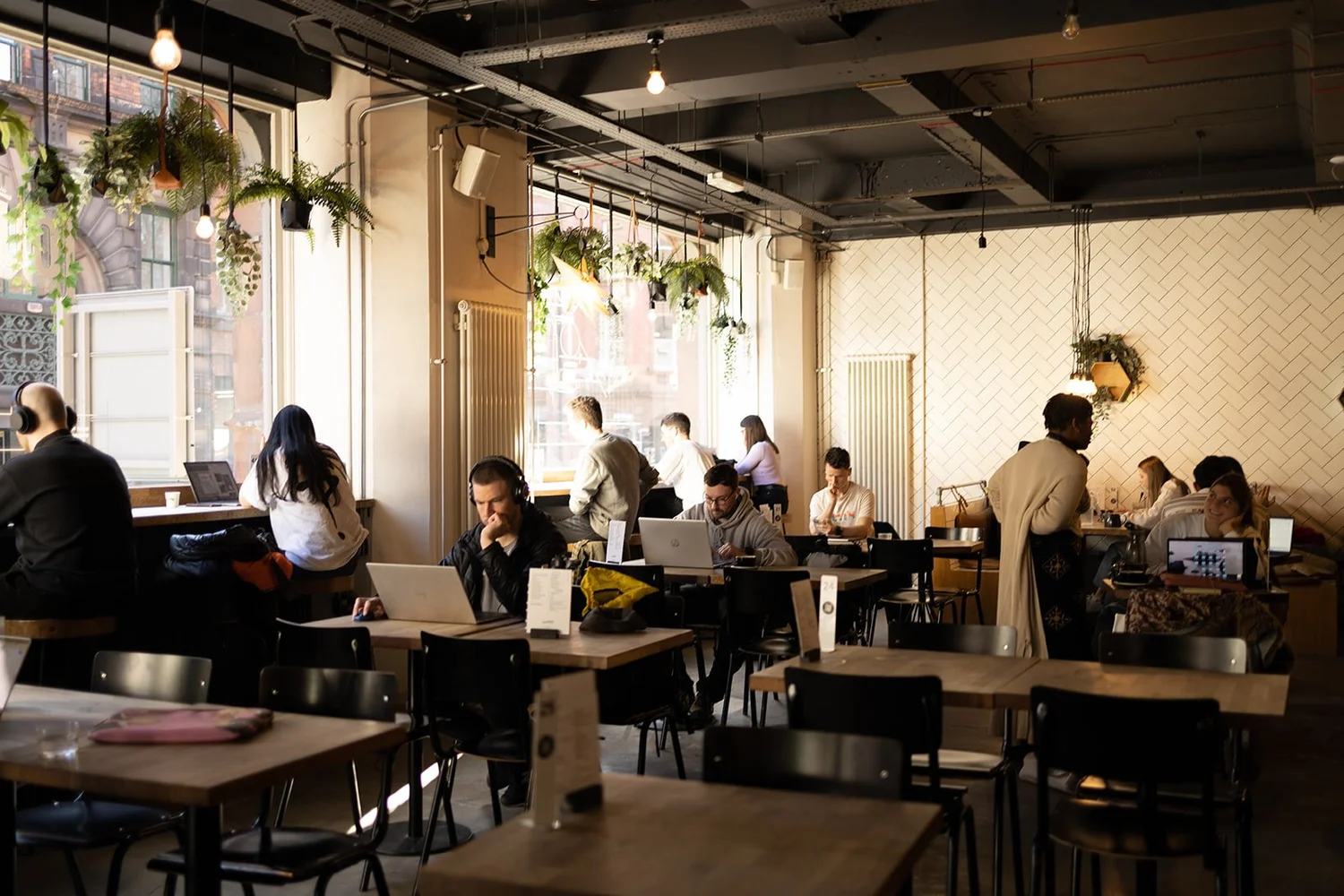 MANCHESTER'S DIGITAL STRATEGY HOME - DOING DIGITAL TOGETHER