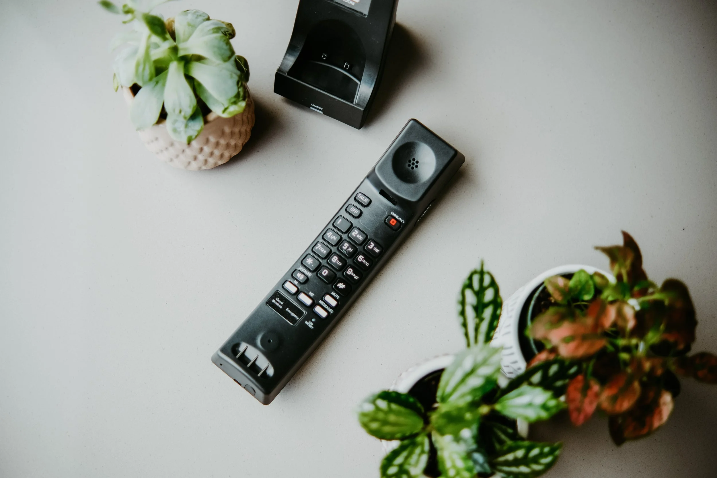 Hotel Guest Room Phones — Siemlus