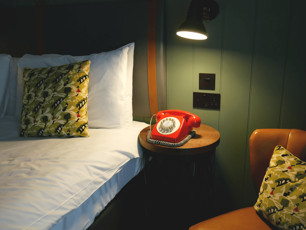 Hotel Guest Room Phones — Siemlus