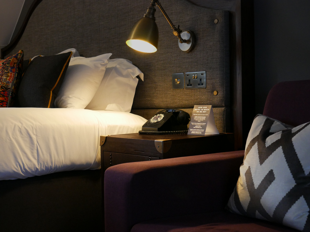 Hotel Guest Room Phones — Siemlus