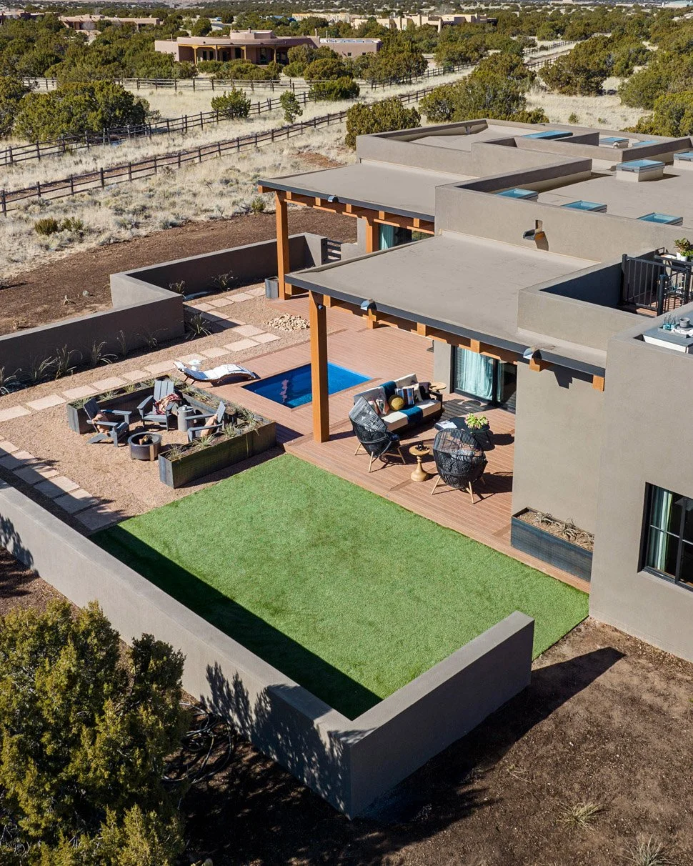 A Sleek Southwestern Backyard — Carmen Johnston Gardens