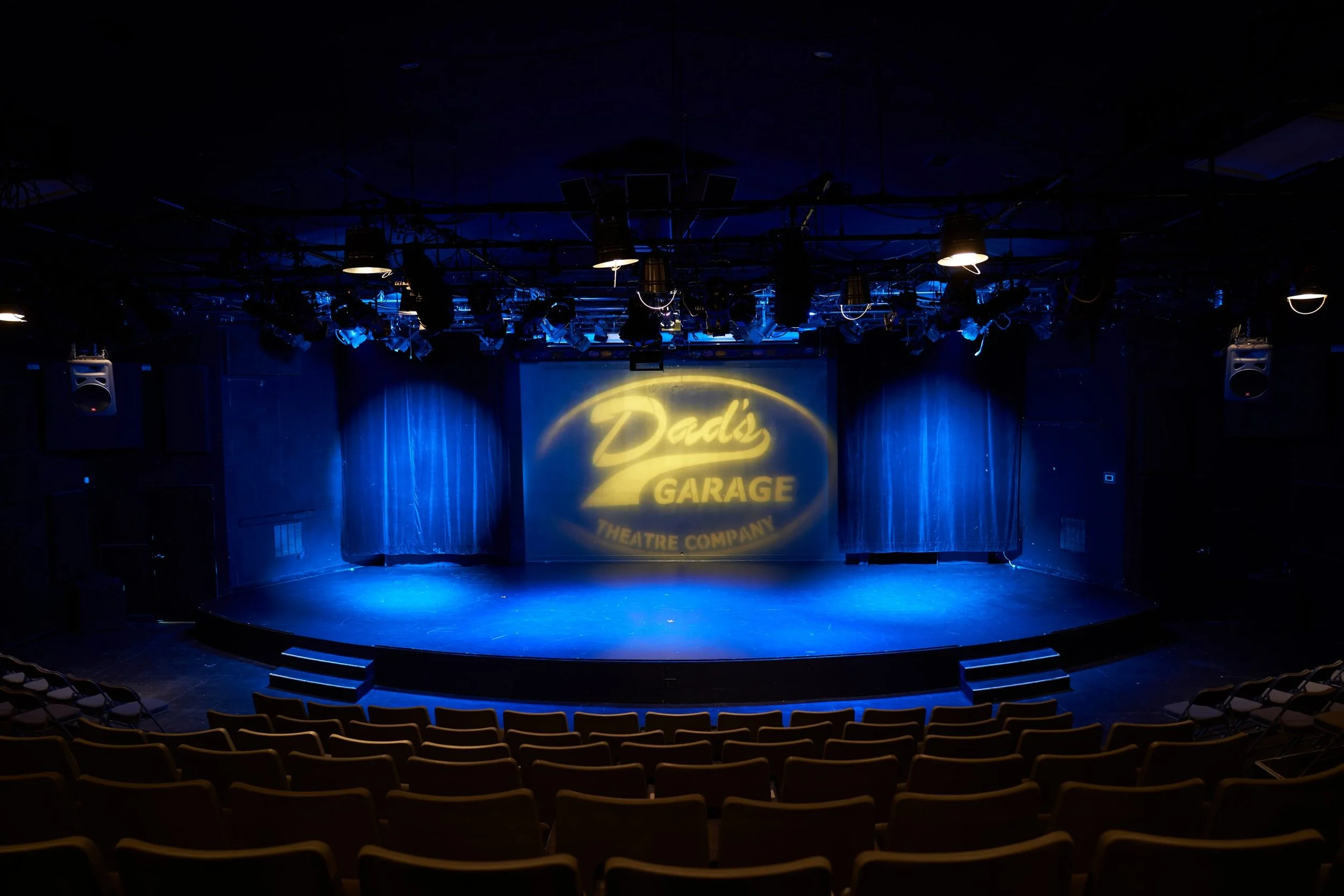 Venue Info — Dad's Garage