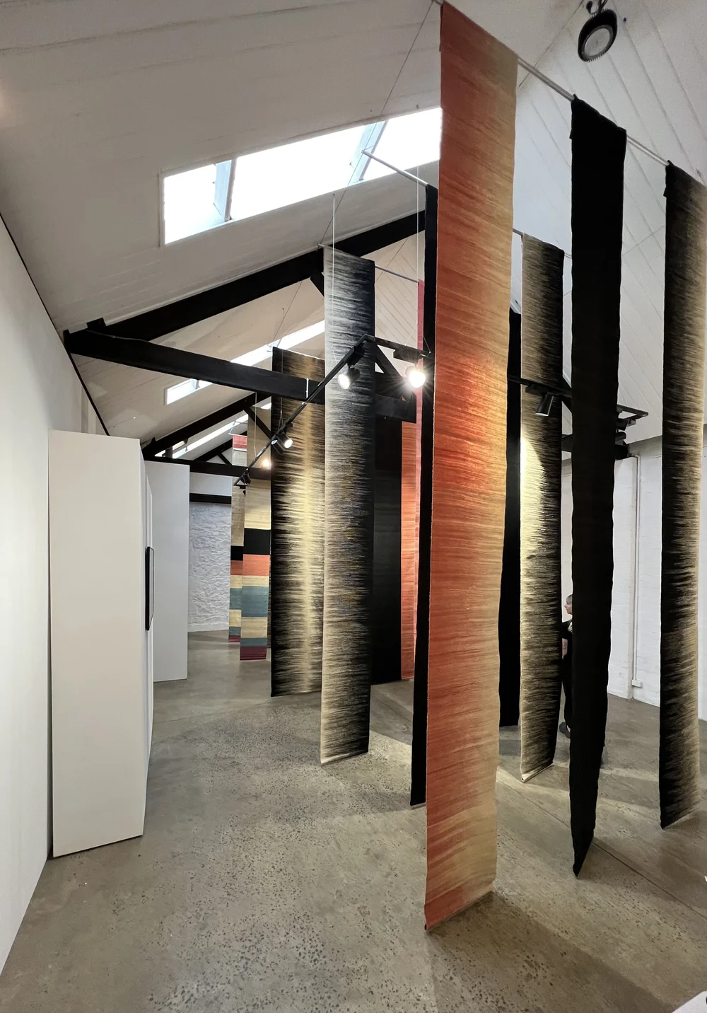 About SOL Gallery — SOL GALLERY