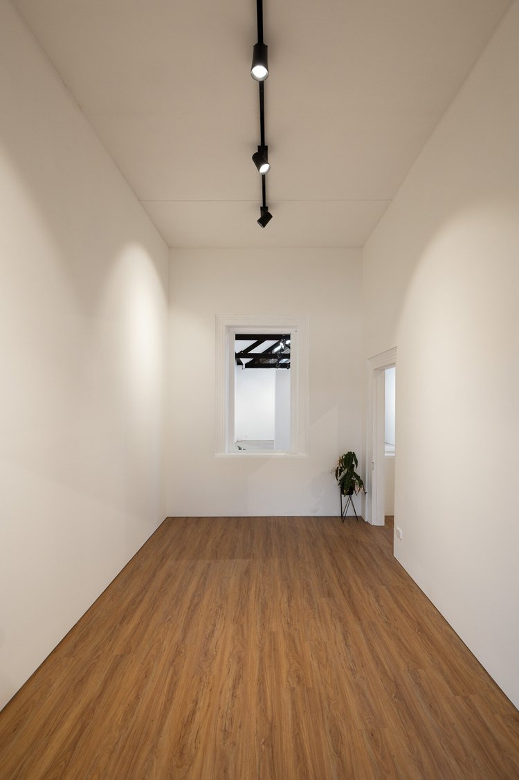 Exhibit with Us — SOL GALLERY