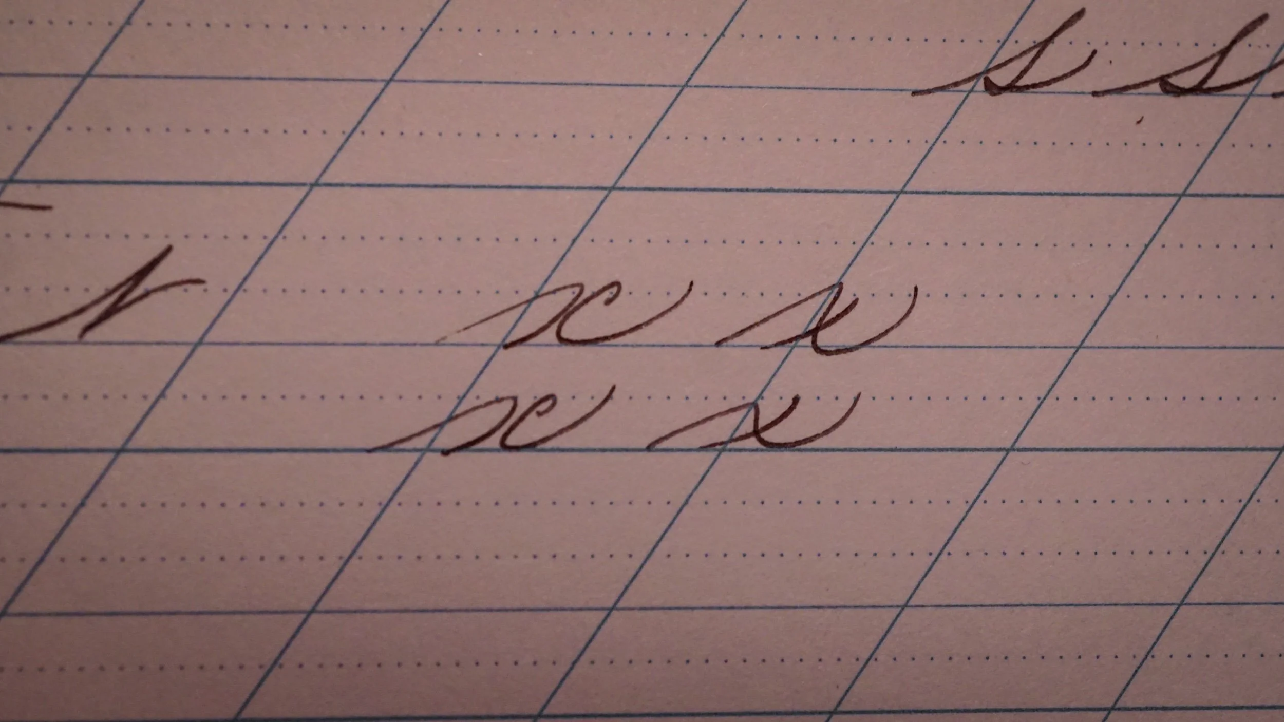 How To Have Pretty Cursive Handwriting