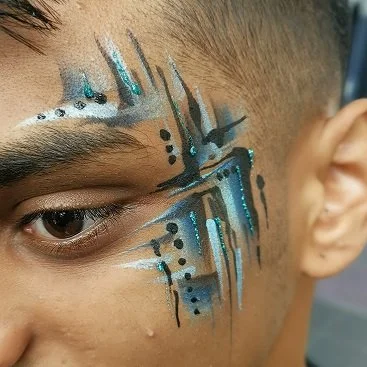 Balloon Displays & Glitter Bar Events | Cheeky Gorgeous | Kez's Face Paints