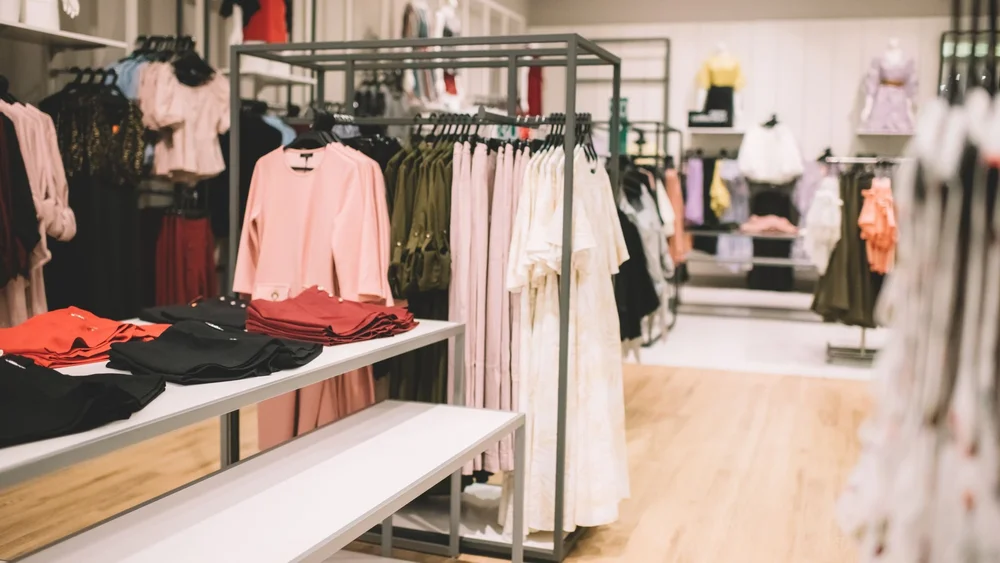 The Ultimate Shopper’s Guide: The Best Time to Find Clothing in the ...