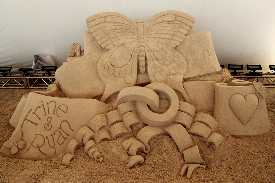 Wedding Sand Art | Sand Castle For Your Wedding Venue — Team Sandtastic ...